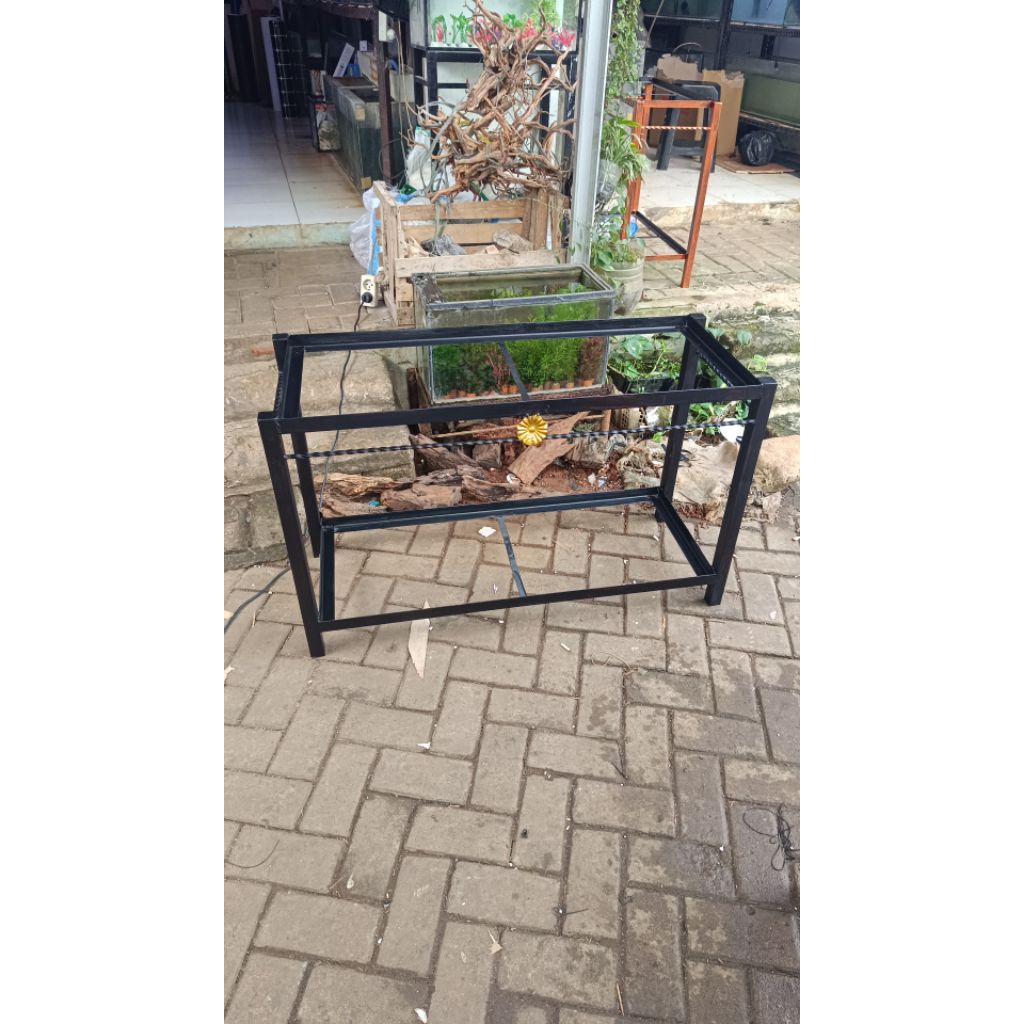 Jual RAK AQUARIUM BESI HOLO RANGKA SIKU CAT HITAM UKURAN 100x40xT67cm ...
