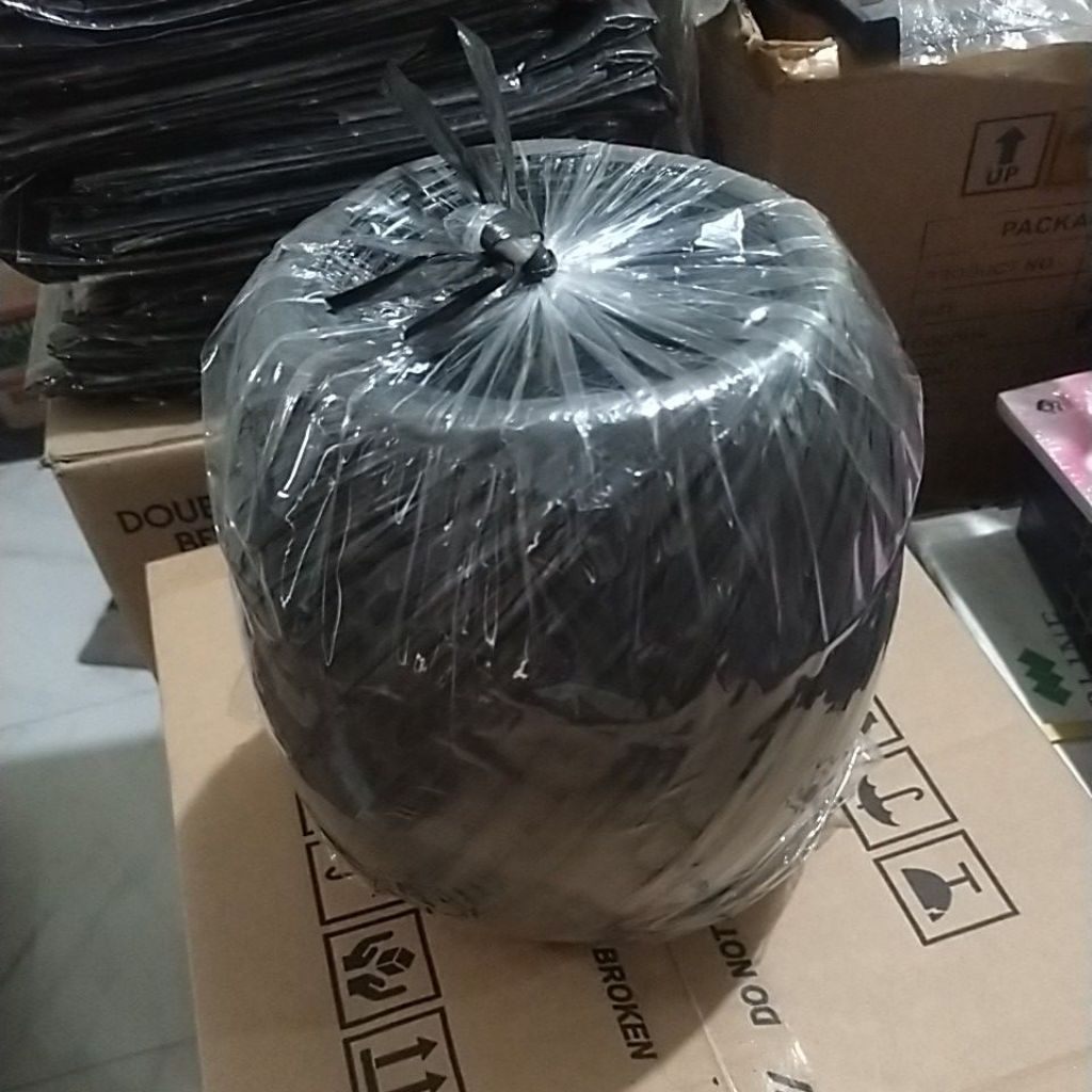 Jual tali rafia / rapia / Tali Plastik Hitam FULL 1 kg | Shopee Indonesia