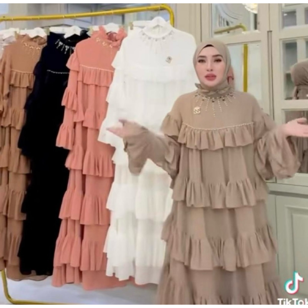 Jual SHELLASAUKIA DRESS RAYA SET DRESS LONG OUTER PLUS HIJAB | Shopee Indonesia