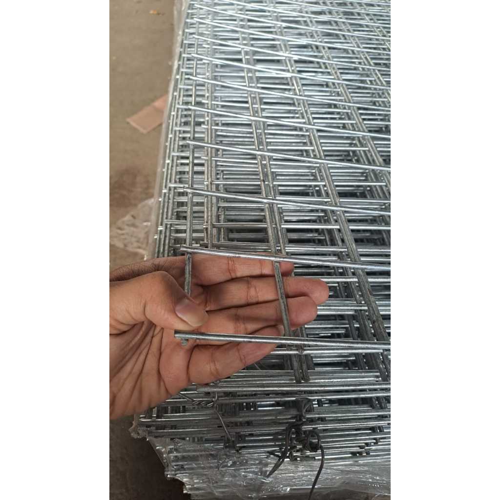 Jual kawat ram loket galvanis lembaran 1.2x1.2m 3mm | Shopee Indonesia
