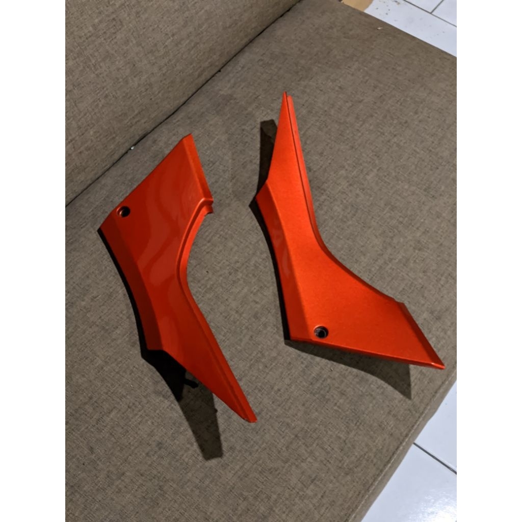 Jual cover side bawah jok depan Ninja 250 Fi old/z250 fi Orange ...