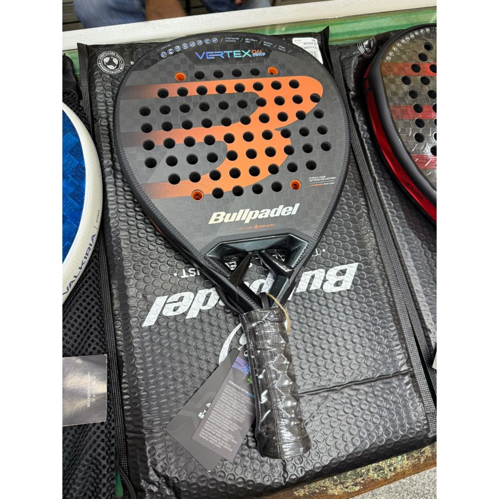 Jual Raket Padel / Padel Racket BULLPADEL VERTEX 04 HYBRID 25 ORIGINAL ...