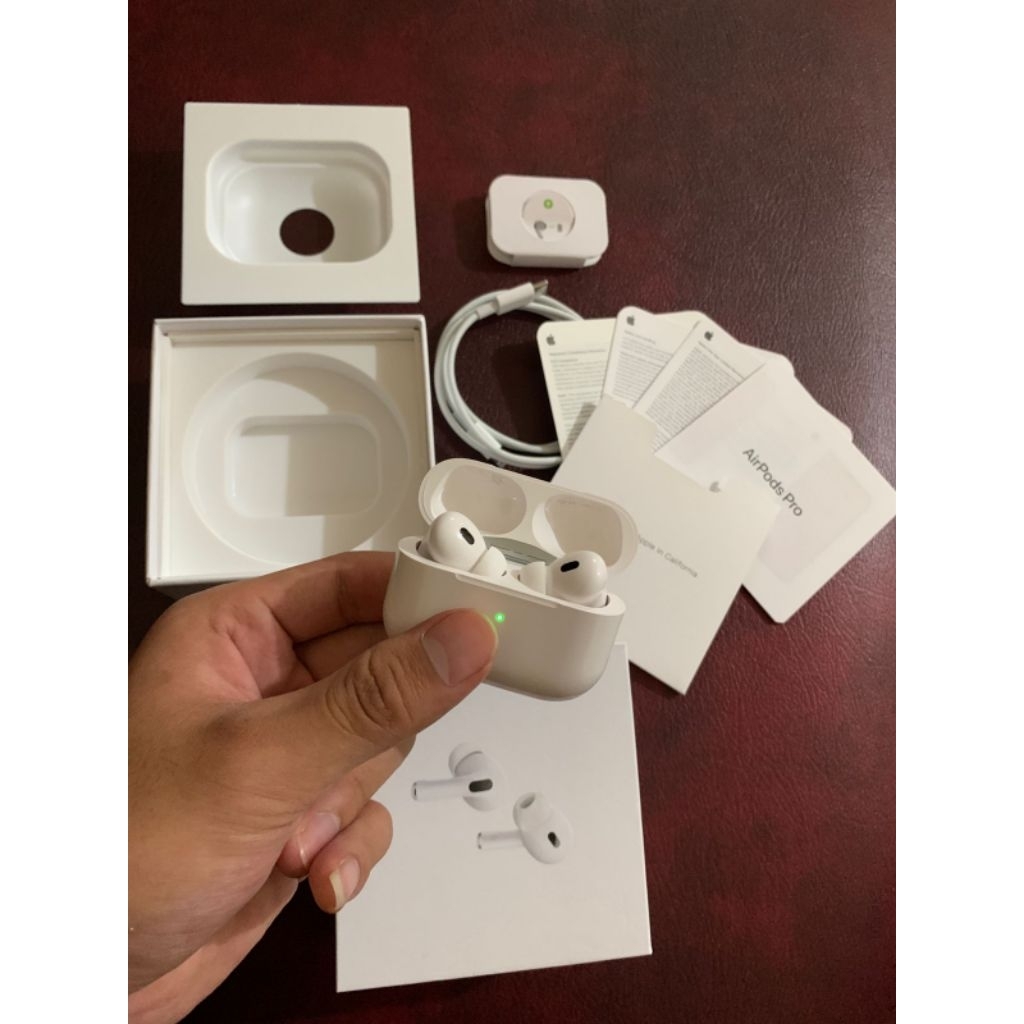 Jual Airpods Pro Gen ( 2 ) Generation | Shopee Indonesia