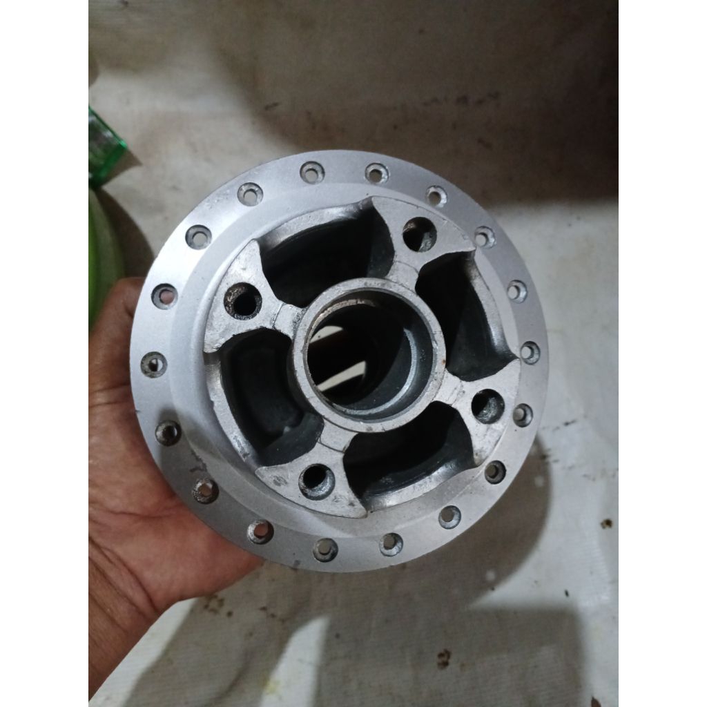 Jual teromol belakang motor supra x 125 dobel dis imitasi bekas copotan ...