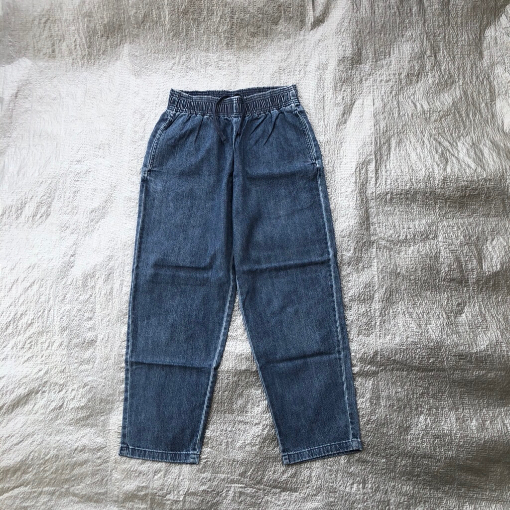Jual Uniqlo Relaxed ankle denim pants ( second/bekas ) | Shopee Indonesia