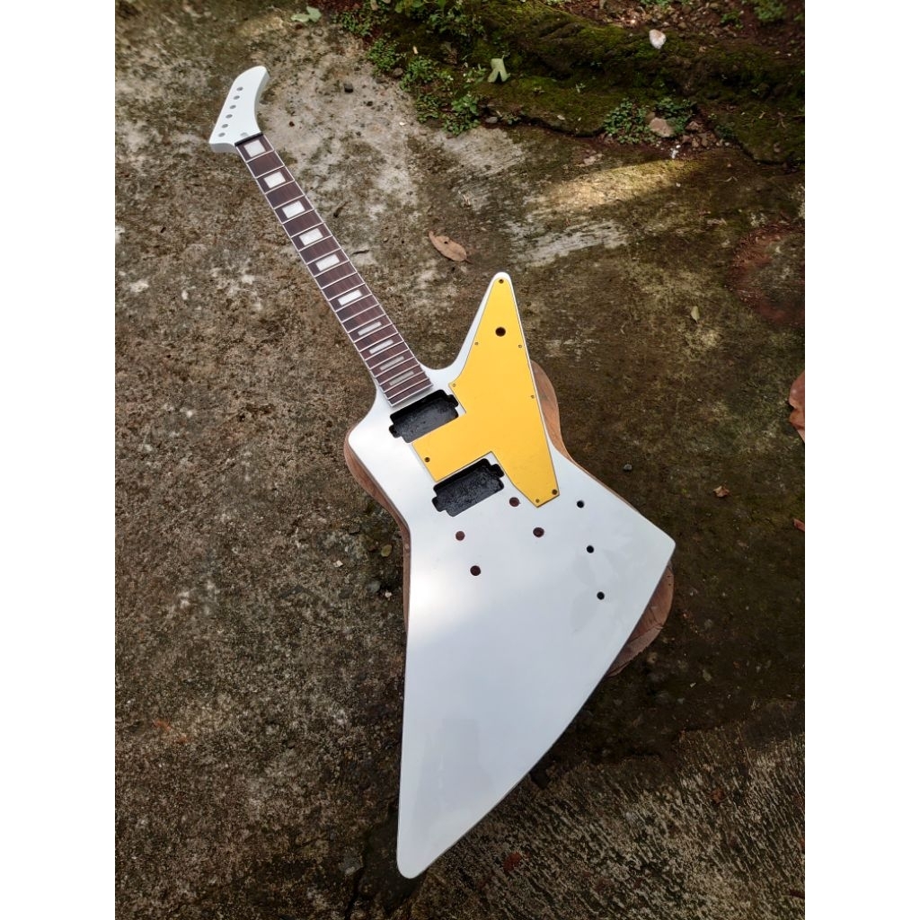 Jual Body Neck Gitar Gibson Explorer | Shopee Indonesia