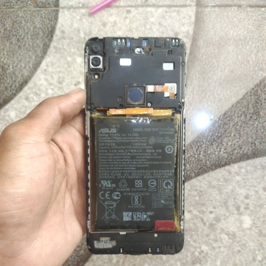 Jual Asus max 1 minus lcd dan bledor belakang | Shopee Indonesia
