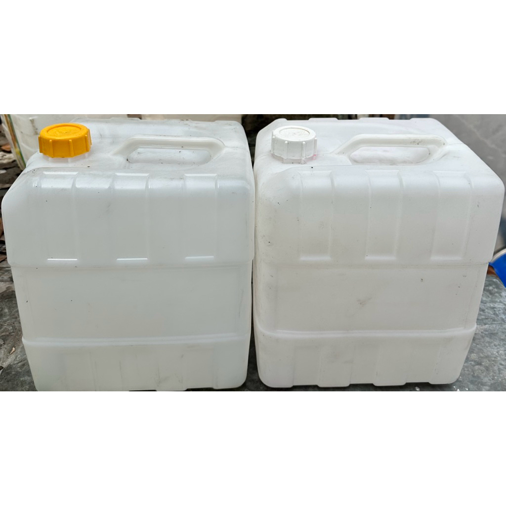 Jual drigen / jerigen minyak 18 liter bekas | Shopee Indonesia