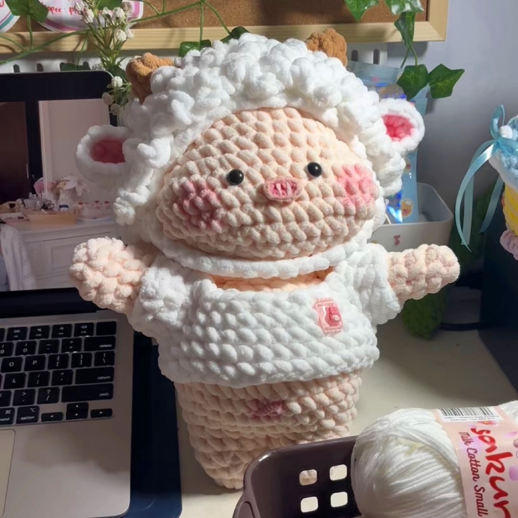 Jual CROCHET AMIGURUMI PIG BONEKA RAJUT SOUVENIR HADIAH ULTAH BONEKA ...