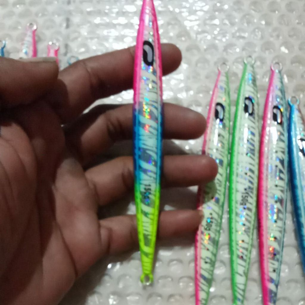 Jual metal jig pebble stick 150gr... Full GID HIJAU | Shopee Indonesia