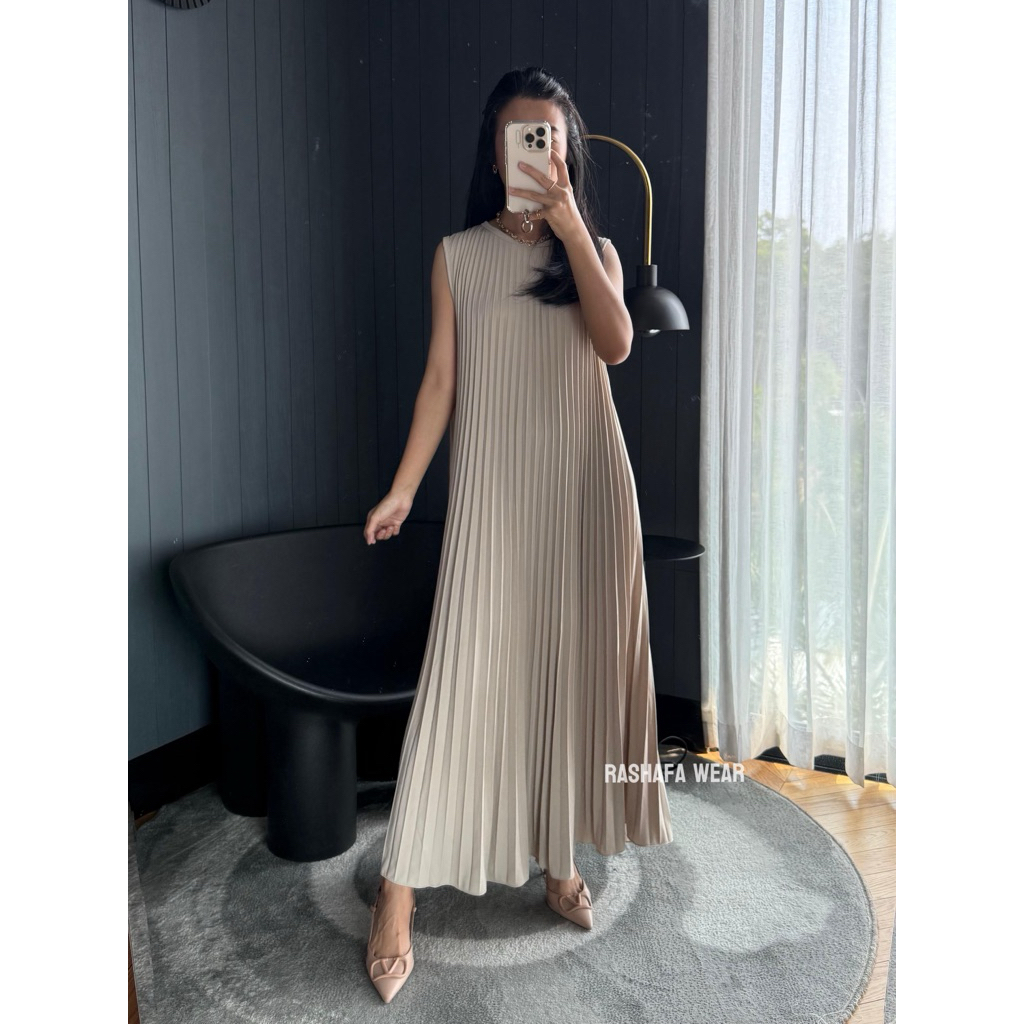 Jual Inner Dress Plisket Tanpa Lengan / Inner Dress Plisket Premium ...