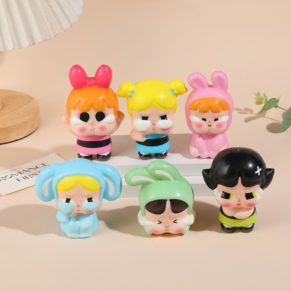 Jual Cake Topper CRY BABY/Hiasan kue CRY BABY SQUISHY isi 4pcs | Shopee ...