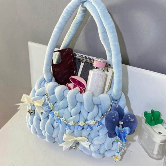 Jual chunky bag | Tas Rajut Wanita Chunky Yarn Bag Bludru Velvet ...
