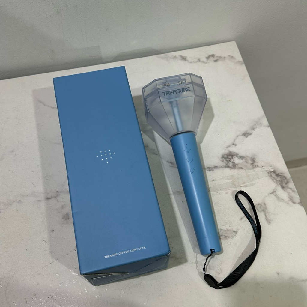 Jual booked | [OFFICIAL] Treasure Official Lightstick (Teulight) | BACA ...