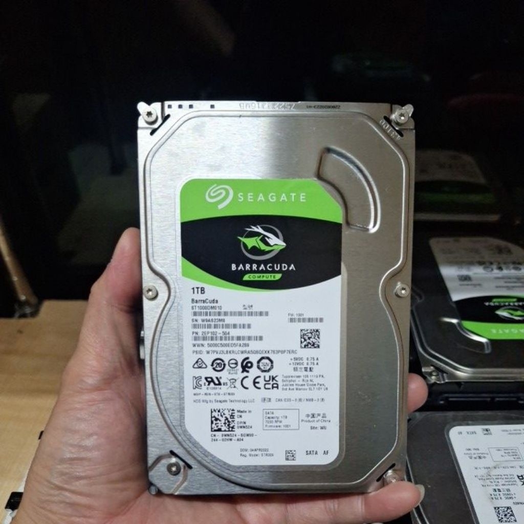 Jual HDD SEAGATE SATA 1TB GARANSI 1 TAHUN | Shopee Indonesia