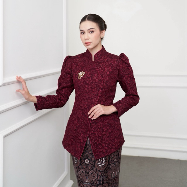 Jual Kebaya Janggan Modern Fukuro / Kebaya Bridesmaid Maroon | Shopee ...