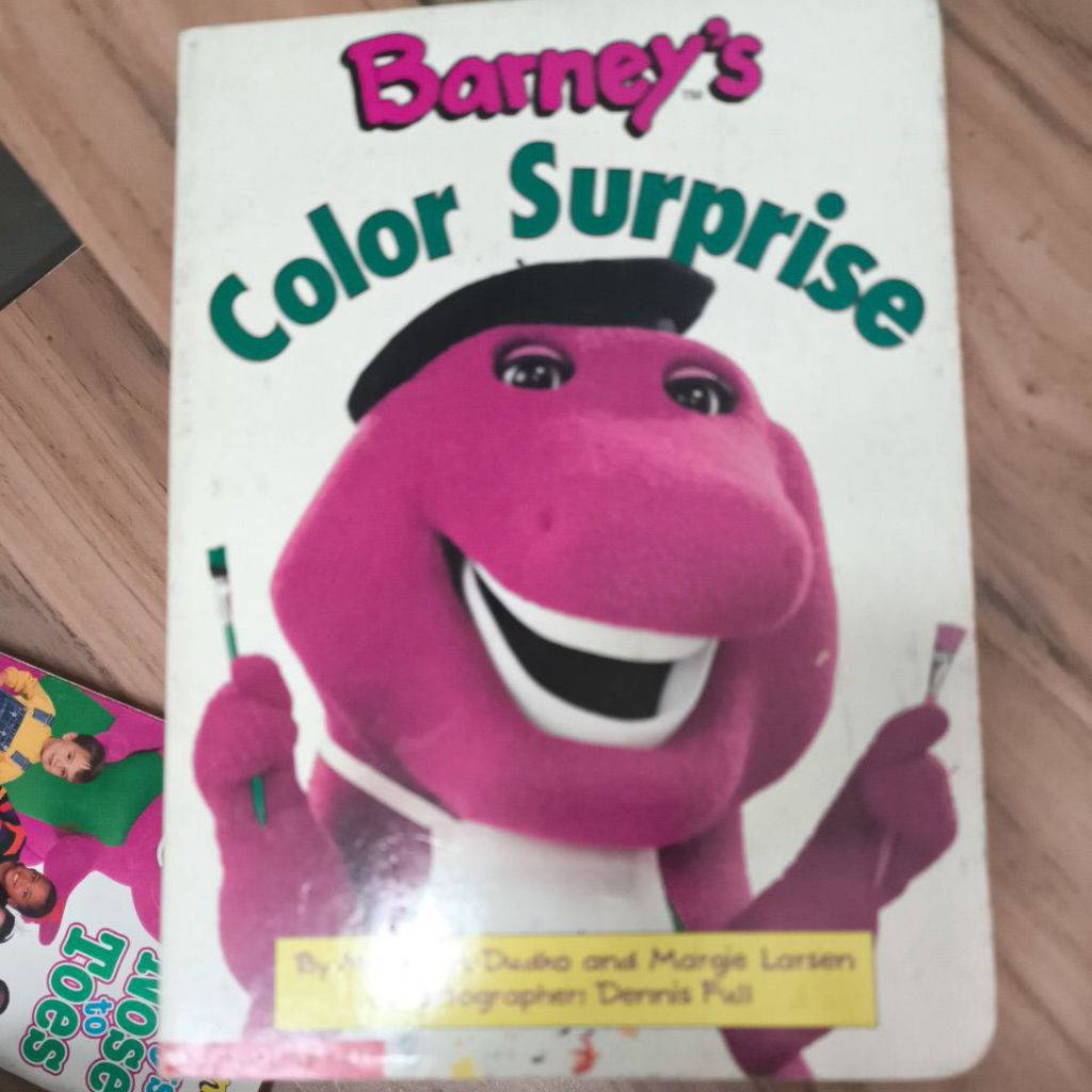 Jual buku cerita anak second Barney | Shopee Indonesia