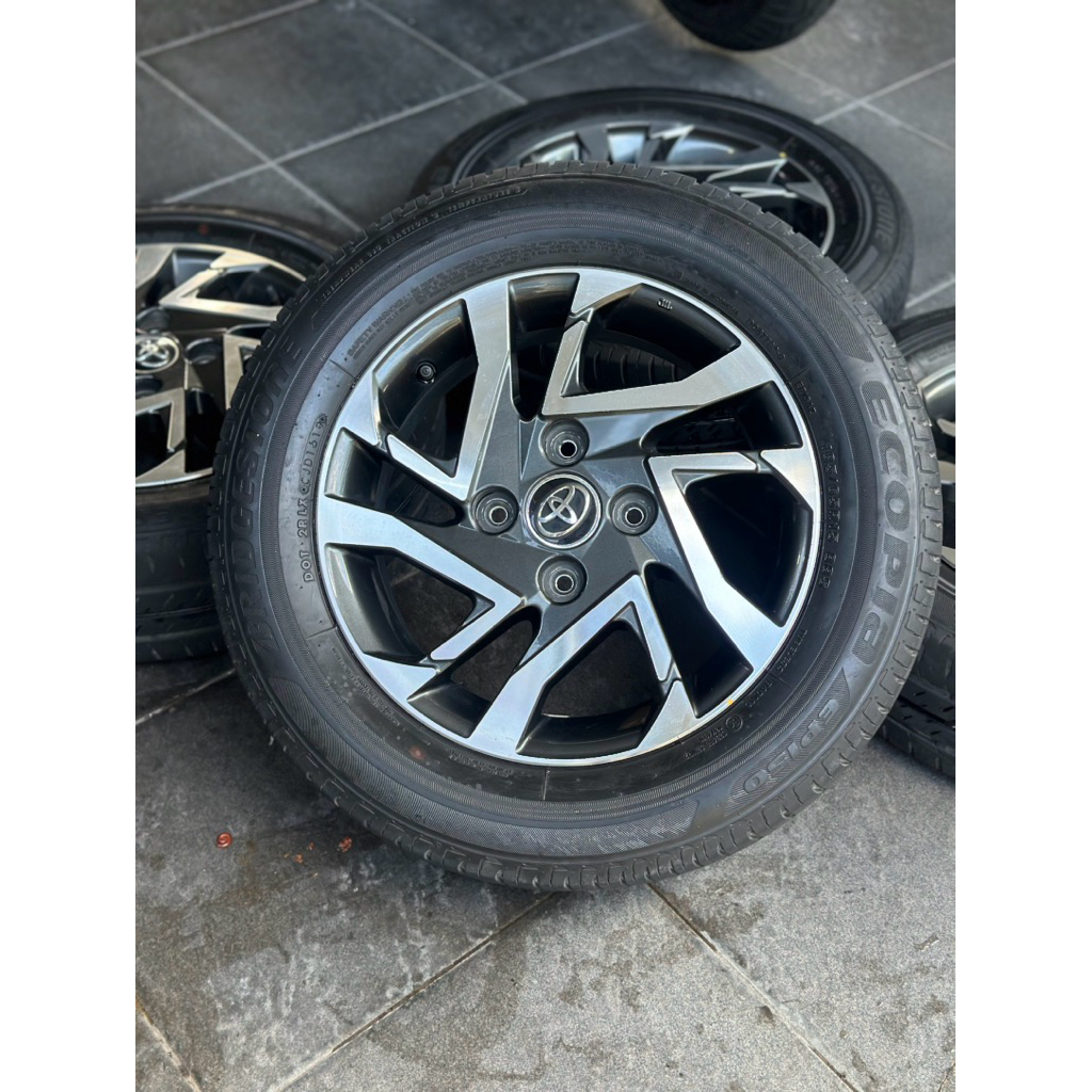 Jual velg oem veloz 15 original | Shopee Indonesia
