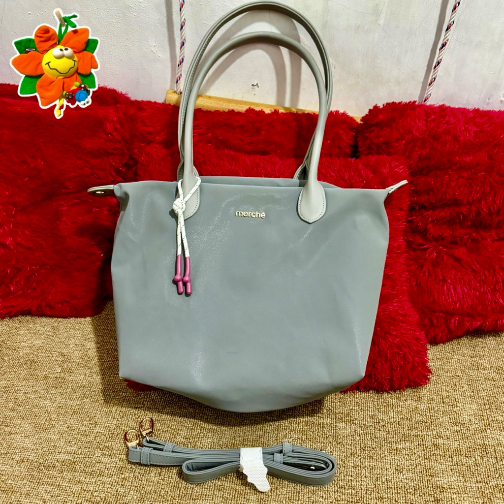 Jual SOLD Preloved MERCHE Alice Totebag Silver Large (baca deskripsi ...