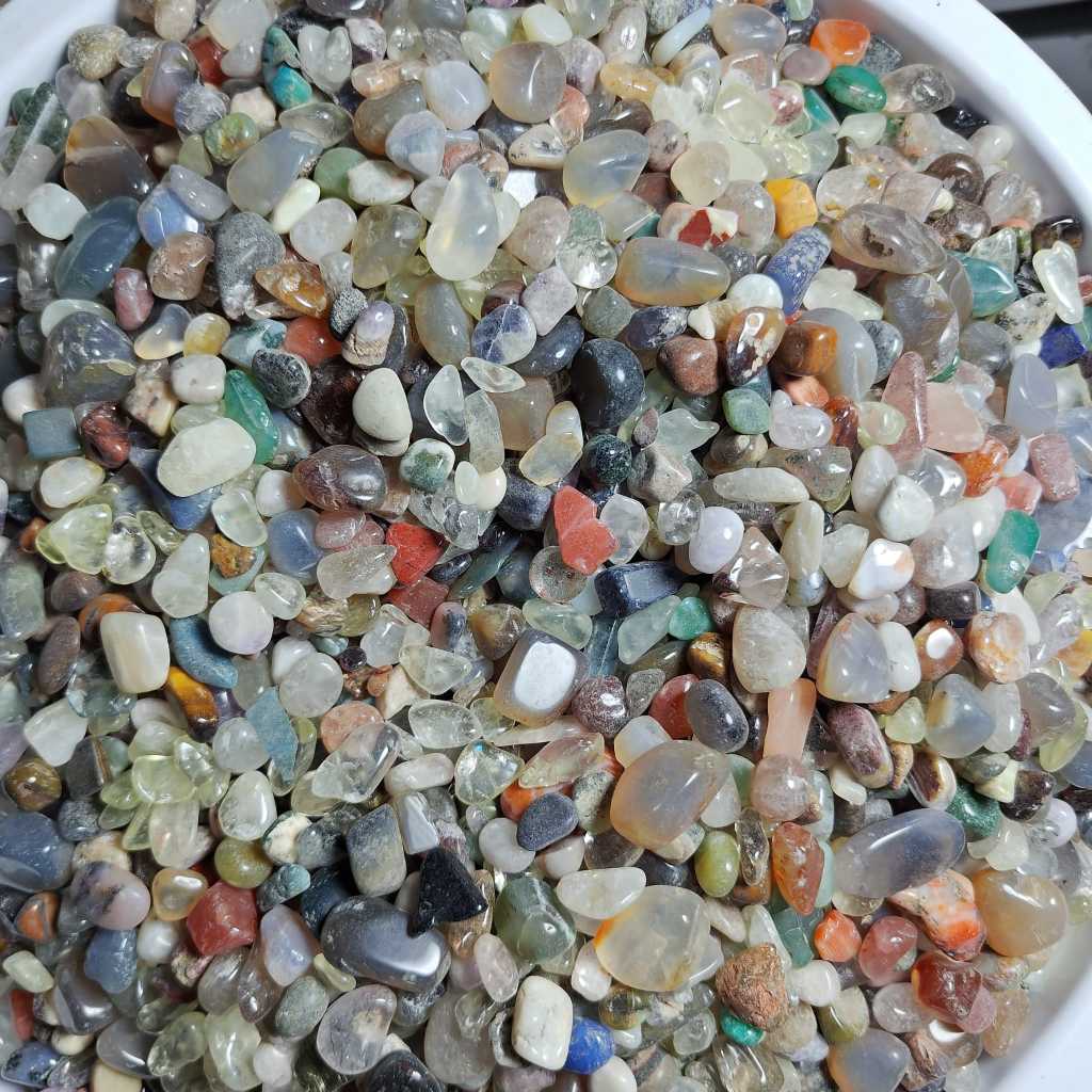 Jual Batu Natural Mix Stone 9-12 mm chips gravel paket 100 grams ...