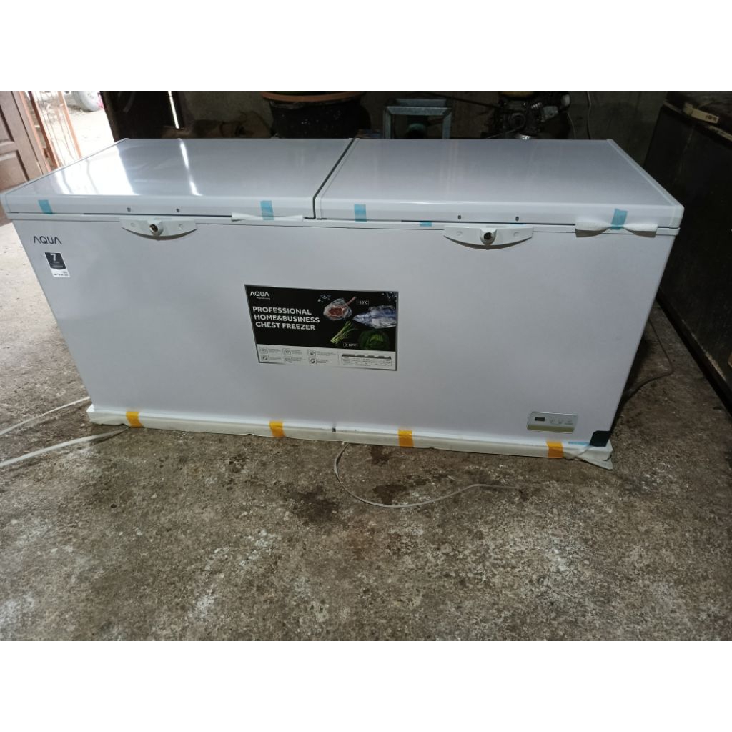 Jual freezer box aqua 600 liter/freezer box aqua AQF- 600GC | Shopee ...