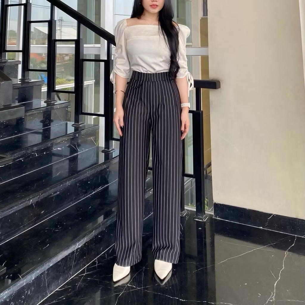 Jual Oro Pants Stripe Bangkok - Celana Wanita Oro Pants Stripe Bahan ...