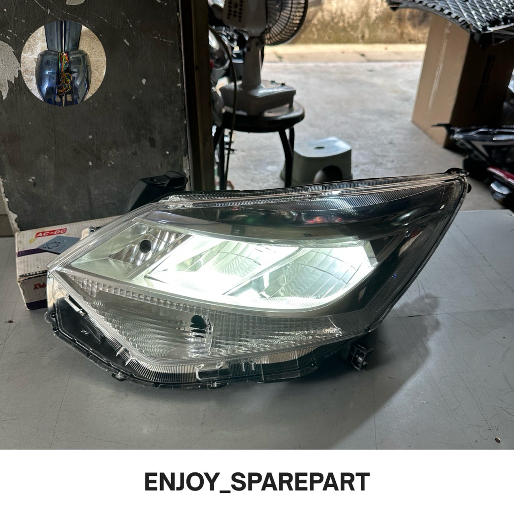 Jual Headlamp Calya Sigra Facelift Kiri Original | Shopee Indonesia