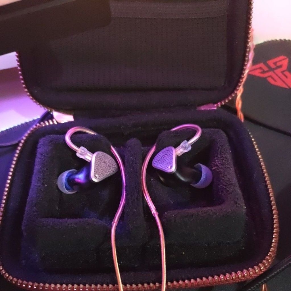 Jual Moondrop Variation second bekas || not tanchjim truthear tangzu thieaudio iem headphone ...