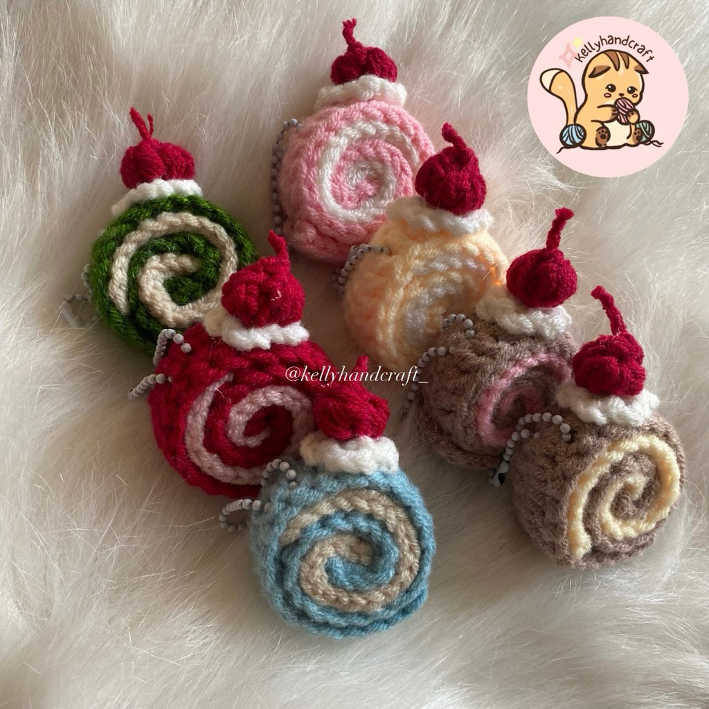 Jual Rolled Cake Crochet Keychain | Gantungan Kunci Rajut| Gantungan ...