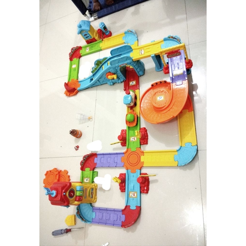 Jual preloved Vtech Train Station toot go smart wheels kereta BUKAN ...