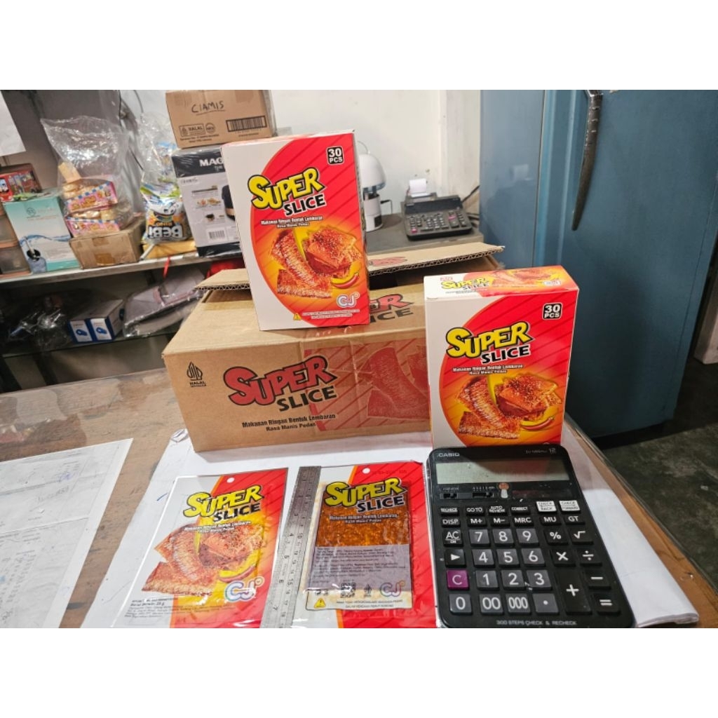 Jual Cemilan Pedas Super Slice isi 30 pcs | Shopee Indonesia
