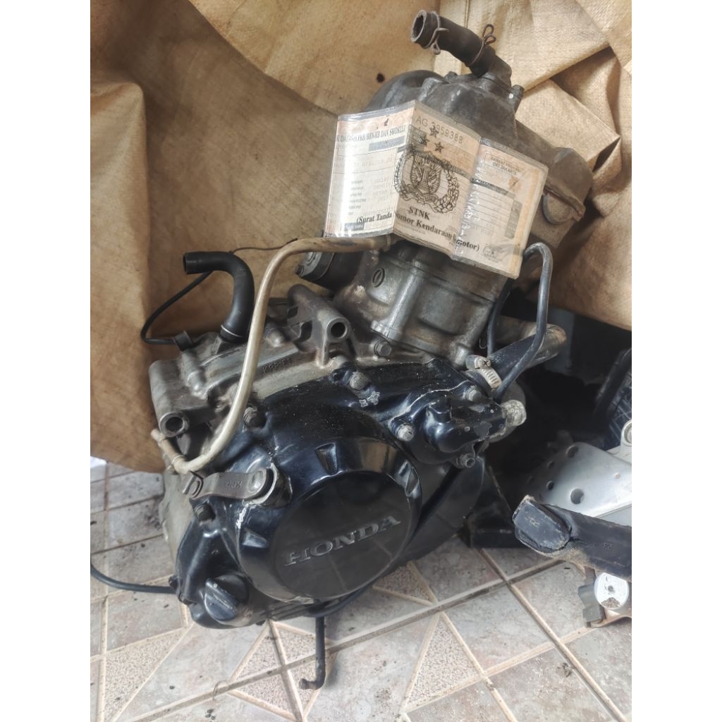 Jual mesin CBR copotan original CBR 150r cbu kpp | Shopee Indonesia