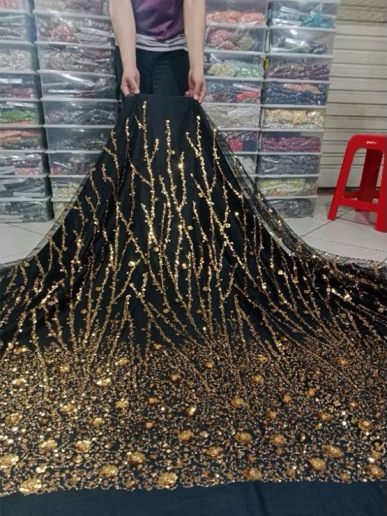 Jual BAHAN/KAIN TILLE FULL PAYET MEWAH/TILE SEQUIN LUXURY | Shopee ...