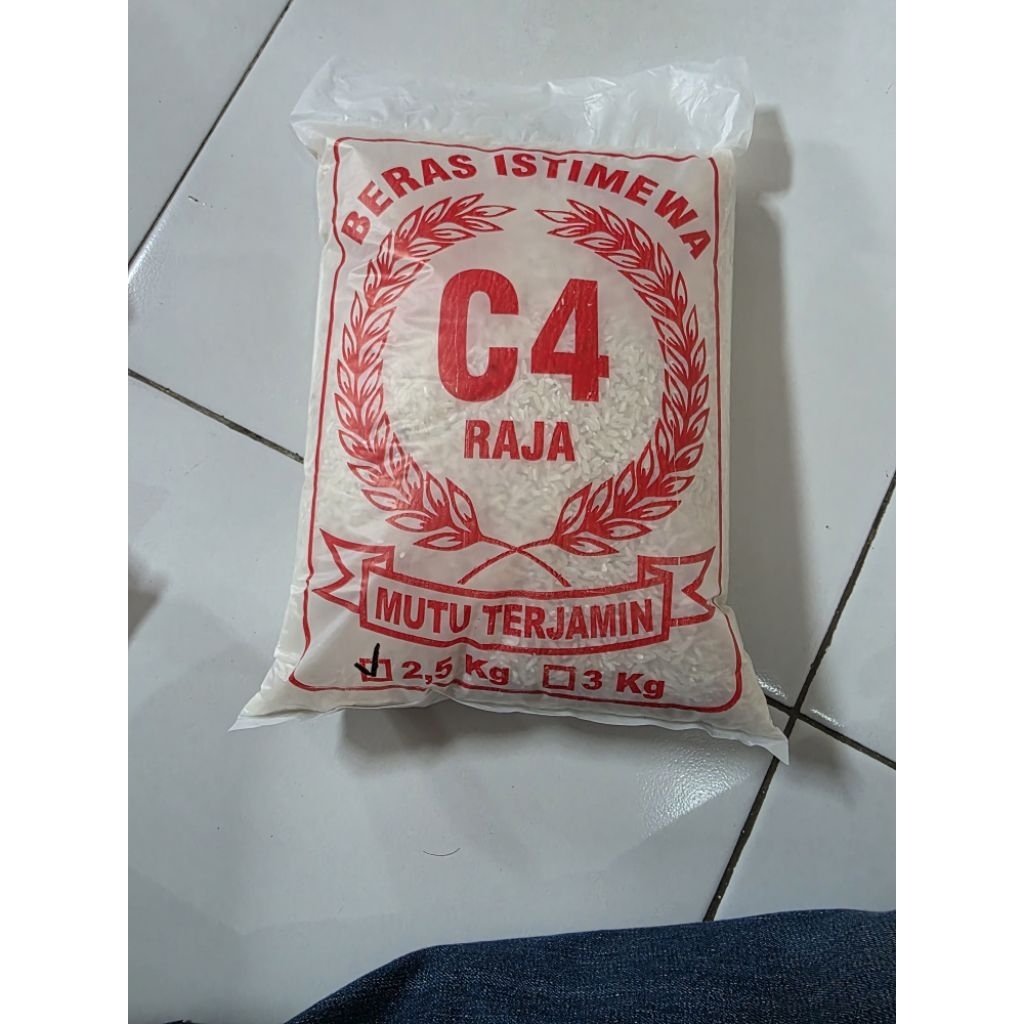 Jual beras super C4 kemasan 2,5 kg | Shopee Indonesia