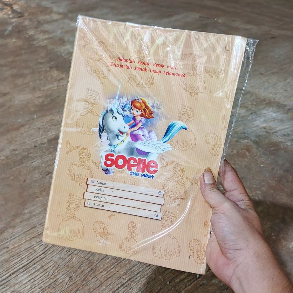 Jual 1 Pak Sampul Buku Karakter Isi 20 Lembar ( Ukuran Campus Besar) | Shopee Indonesia