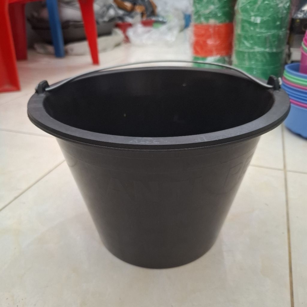 Jual Ember Kecil Timbah Hitam 27cm Plastik GM - Dapur Karya Mdn ...