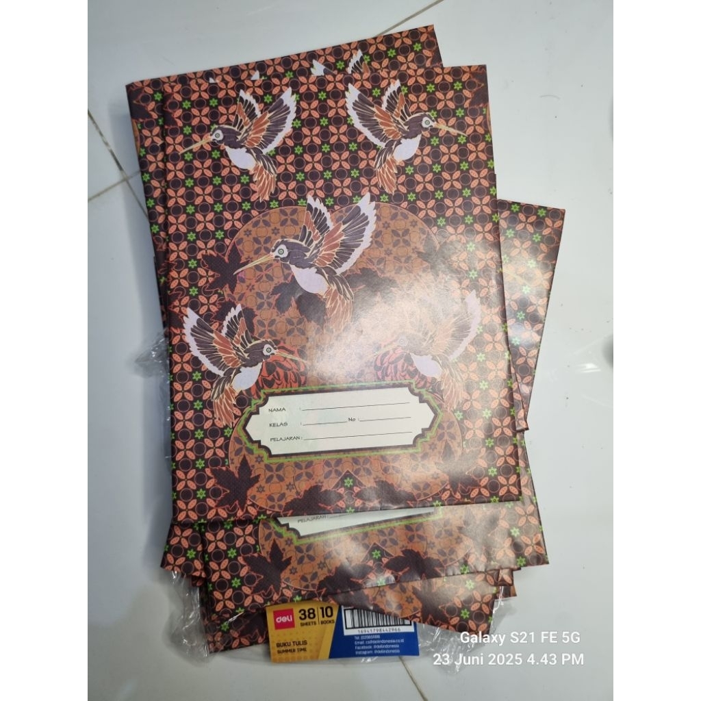 Jual BUKU TULIS SAMPUL BATIK ISI 38 LEMBAR ( 10 BUKU) | Shopee Indonesia