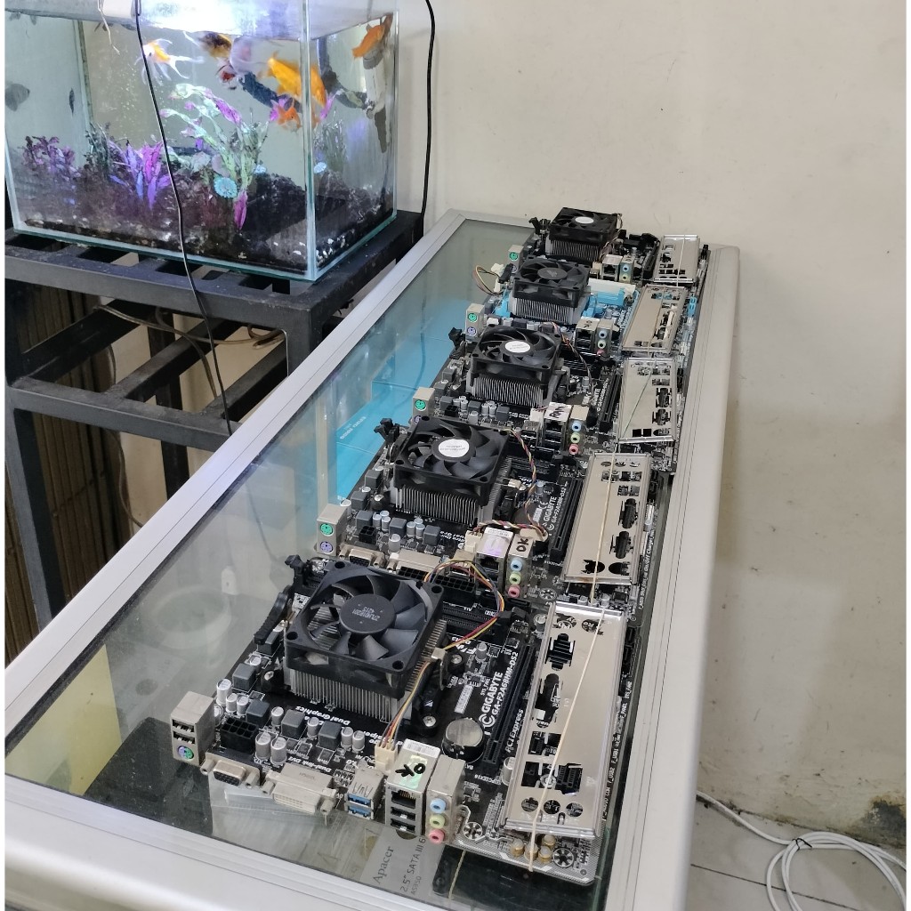 Jual Motherboard Gigabyte FM2 + APU A4/ internal grafik HD 7480D ...