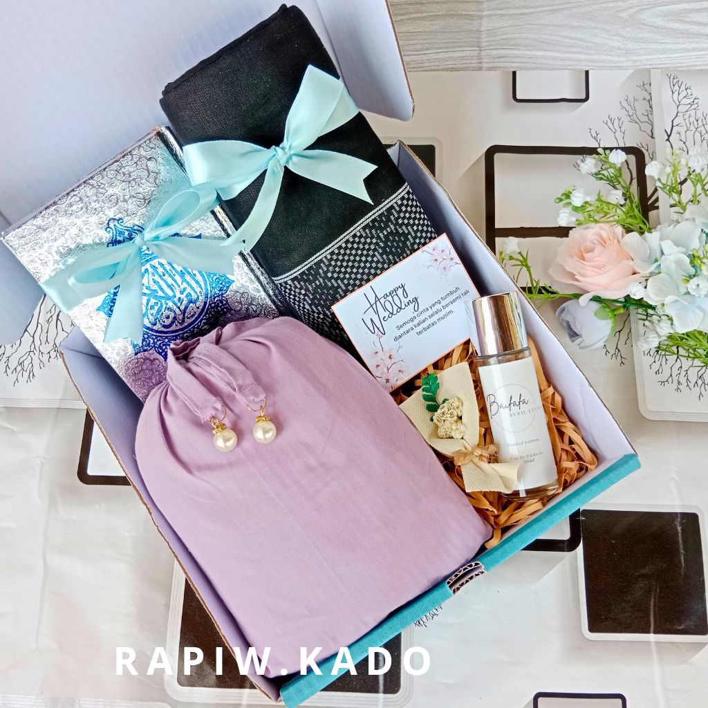 Jual Hampers set mukena sarung | Hampers Alat Sholat | Seserahan Alat ...