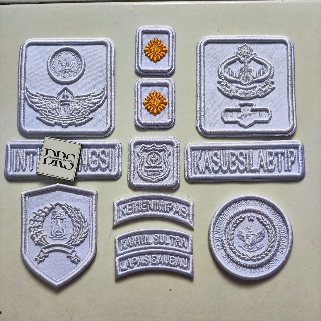 Jual SET TACTICAL PUTIH POLSUSPAS TIMBUL | Shopee Indonesia