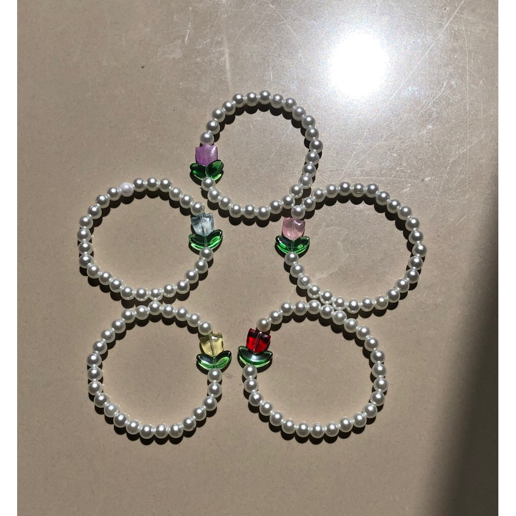 Jual Gelang bunga// Flower bracelet | Shopee Indonesia