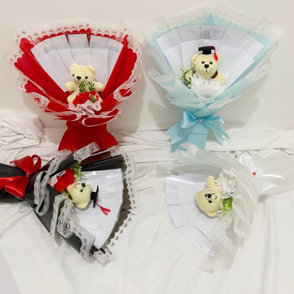 Jual FLEUR FLORIST BUKET UANG + BONEKA | BUKET WISUDA | BUKET BONEKA ...