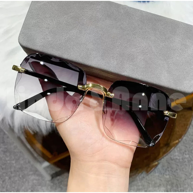 Jual L&A - Kacamata Hitam Wanita Frame Rimless / Kacamata Lensa Gradasi ...