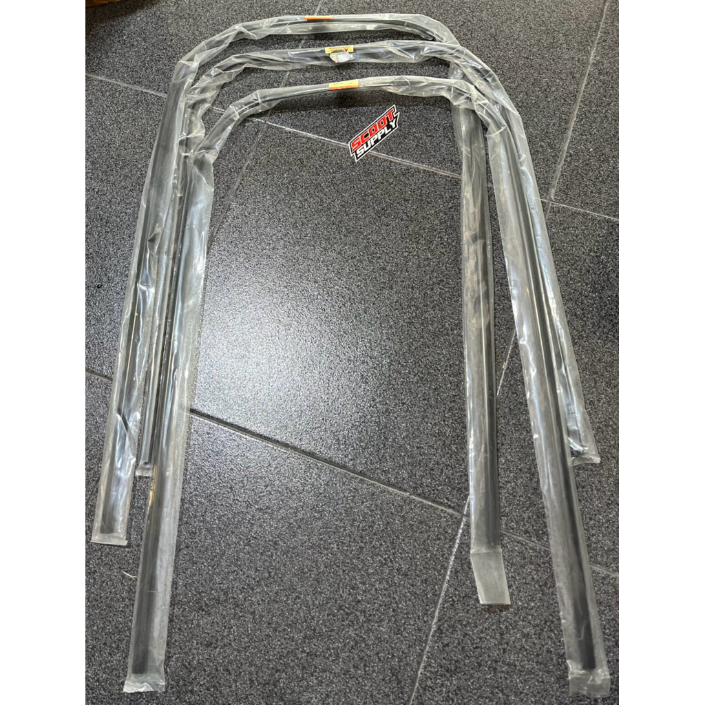 Jual Lis Dada Depan Sayap Depar Layar Depan Hitam Vespa Px Ps Super ...
