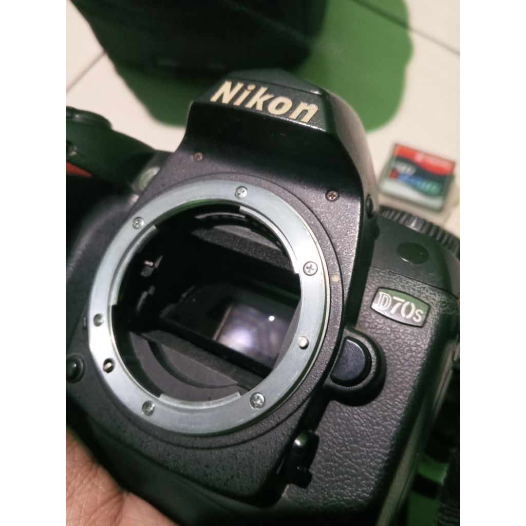 Jual kamera DSLR Nikon D70S Minus | Shopee Indonesia