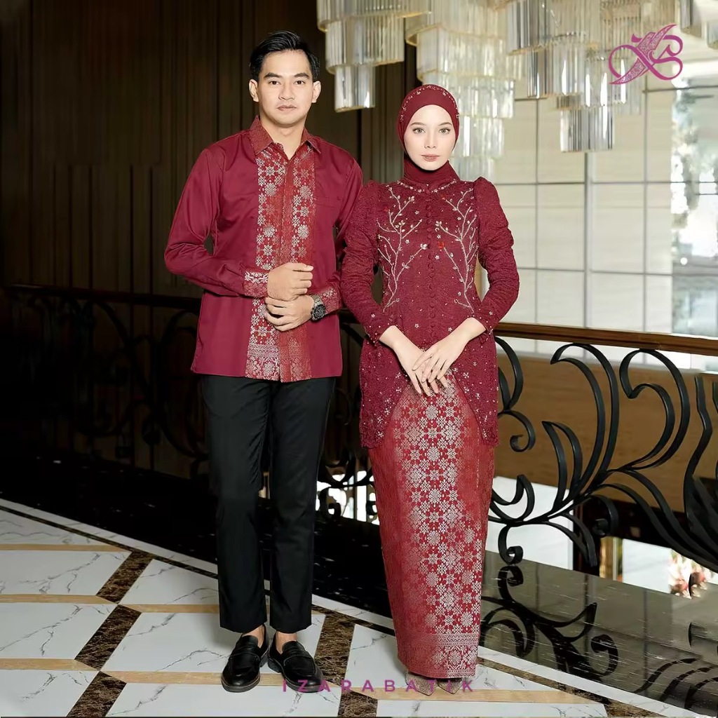 Jual IZARABATIK - Jalela Maroon Set Kebaya Batik Modern Couple Wisuda ...