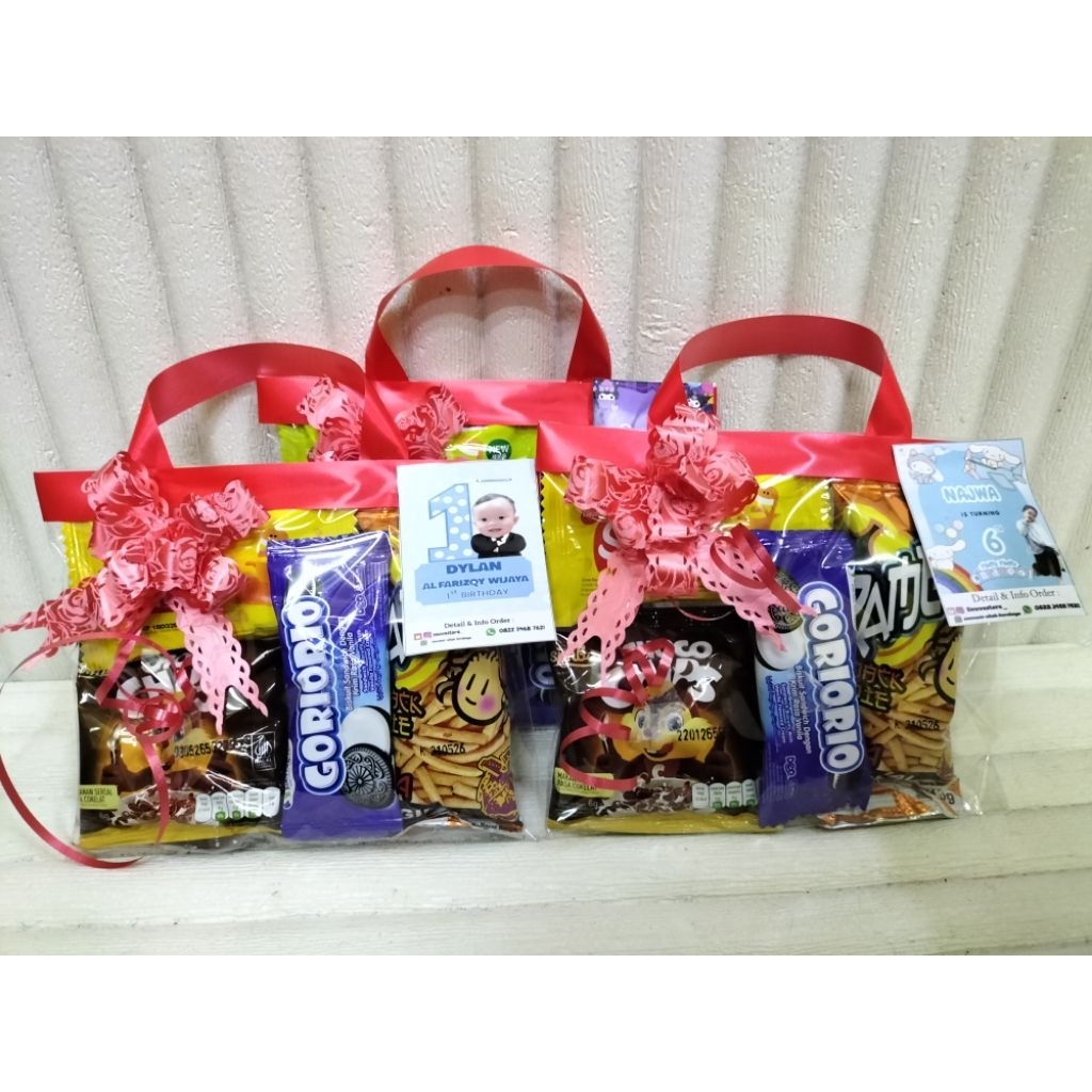 Jual Mini Snack hampers parcel ultah 17an snack agustusan || Snack ...