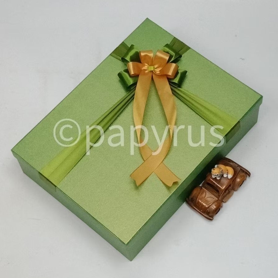 Jual PAPYRUS 30x40 Tinggi 10cm Kotak Kado Gift Box Hadiah V1 | Shopee Indonesia