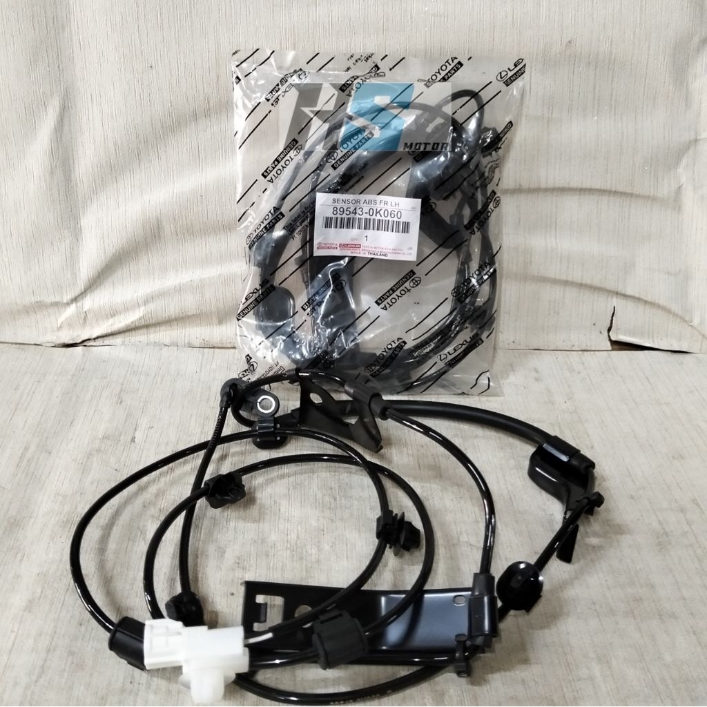 Jual SENSOR ABS DEPAN KIRI MOBIL TOYOTA FORTUNER VRZ HILUX REVO 89543 ...