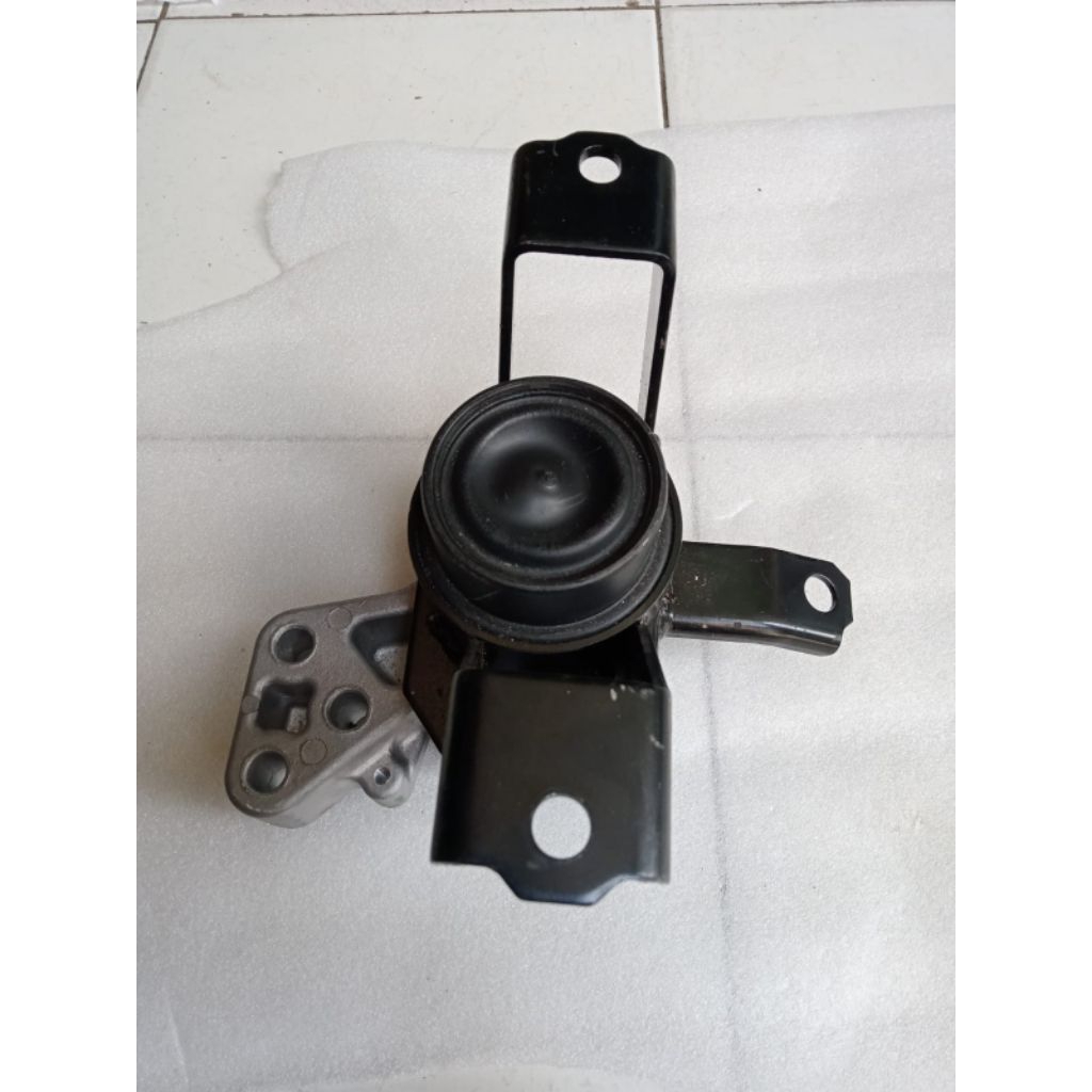 Jual Engine Mounting Kanan Xpander Original | Shopee Indonesia